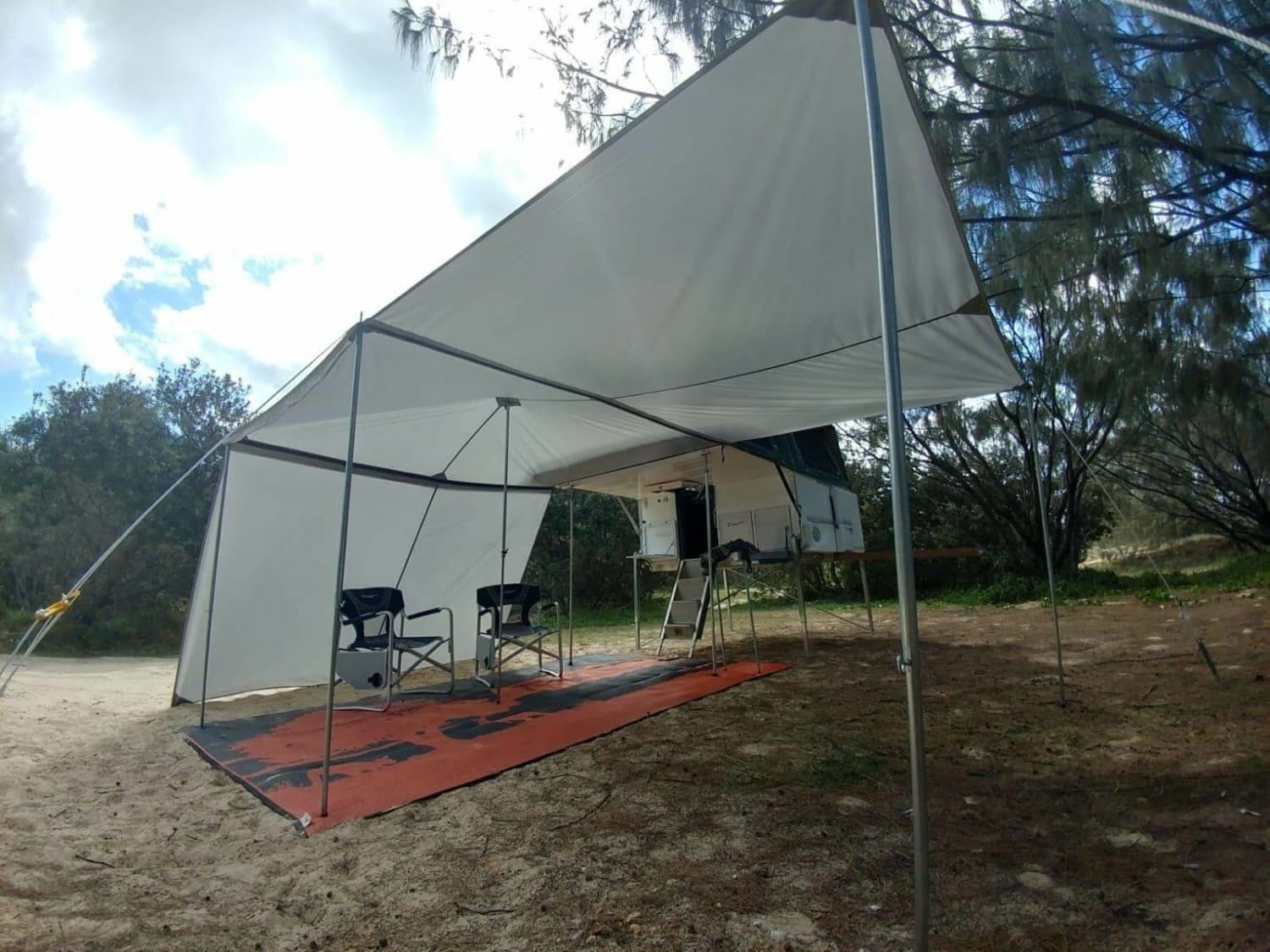 Tray Top Camper | Camper Fly - Trayon Campers